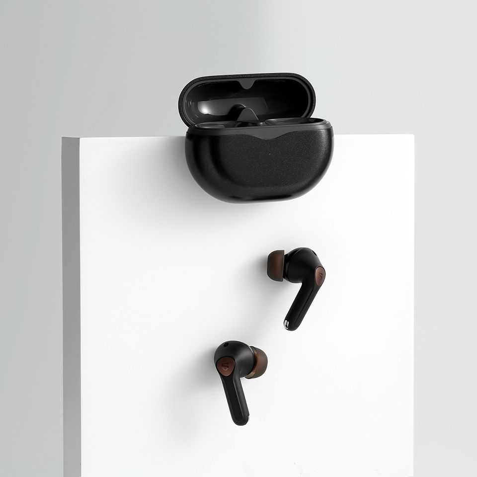 SoundPEATS Air 4 Pro Hybrid ANC TWS Earbuds – SimplyTek